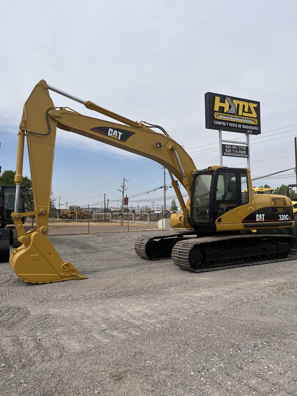 Excavadora Caterpillar 320CL – HMS Maquinaria